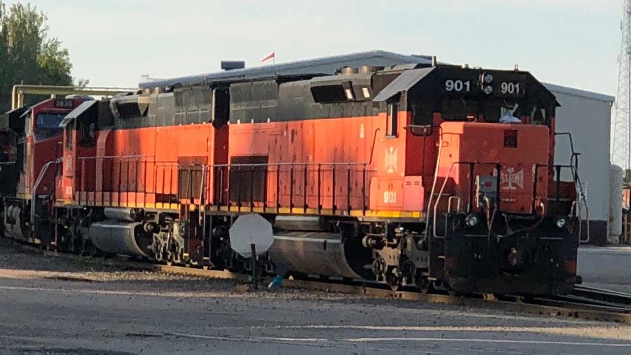 Trains in the Midwest - YouTube