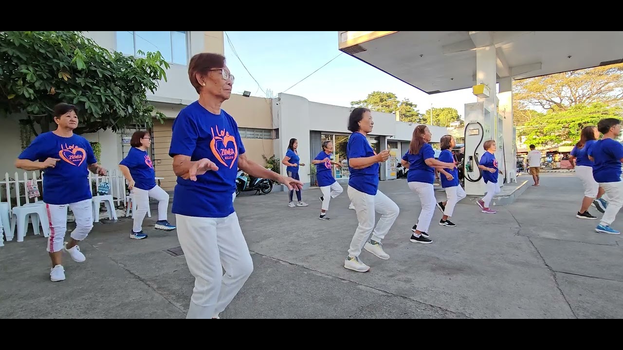 Malasin zumbaladies (mon)happytogether again - YouTube