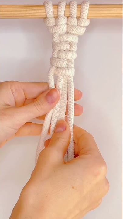 DIY Macrame: Checkerboard pattern with Alternating Half Hitch Knots - YouTube