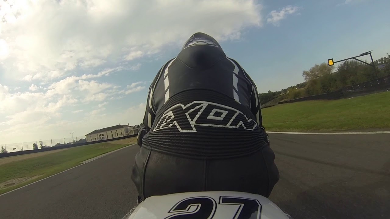 CIRCUIT HAUTE SAINTONGE YAMAHA R6 2008 1.02' - YouTube