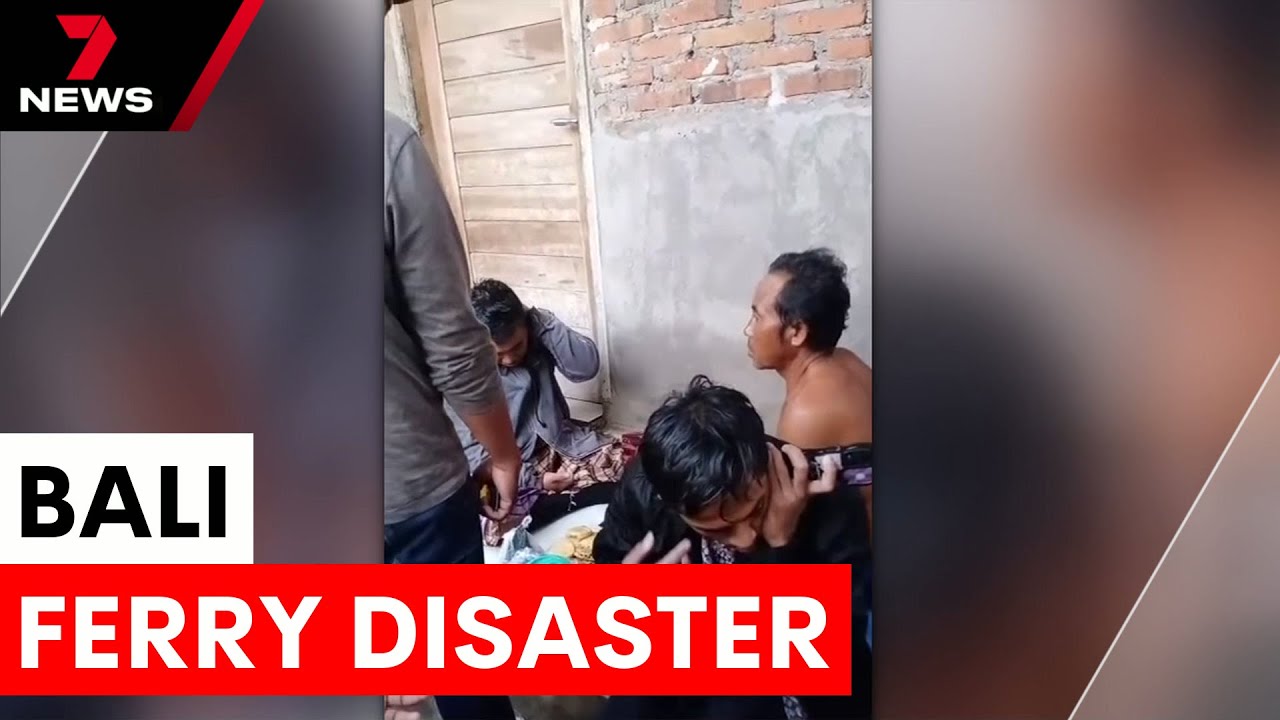 Passenger ferry sinks off Bali, leaving many missing | 7NEWS - YouTube