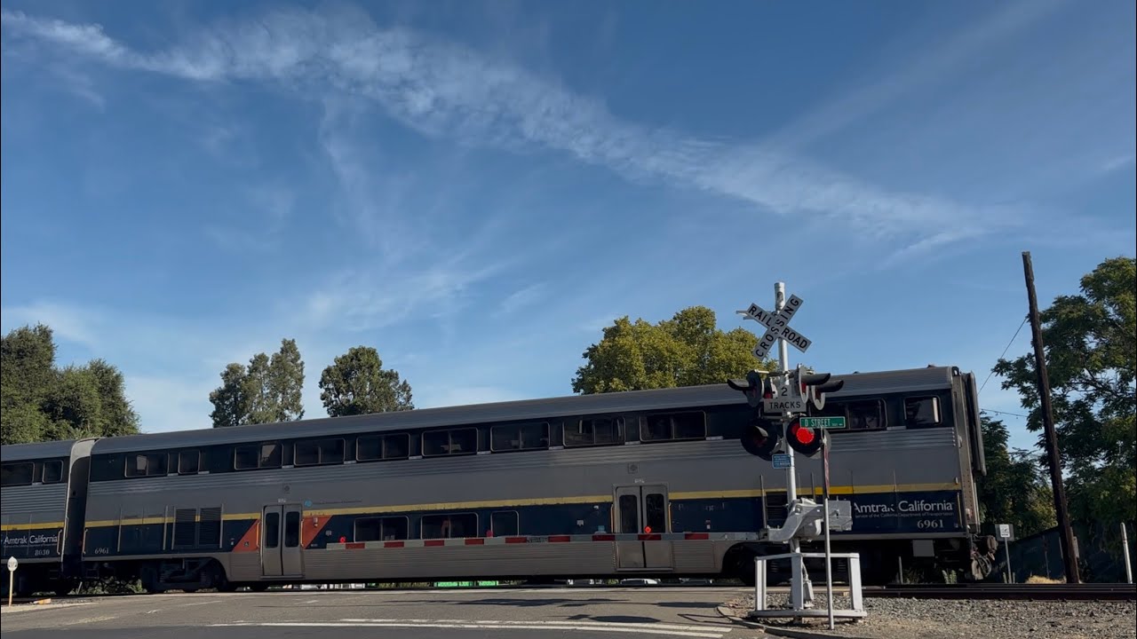 Amtrak CDTX 6961 Capitol Corridor Train 524 East - 3rd Street Railroad Crossing, West Sacramento ...