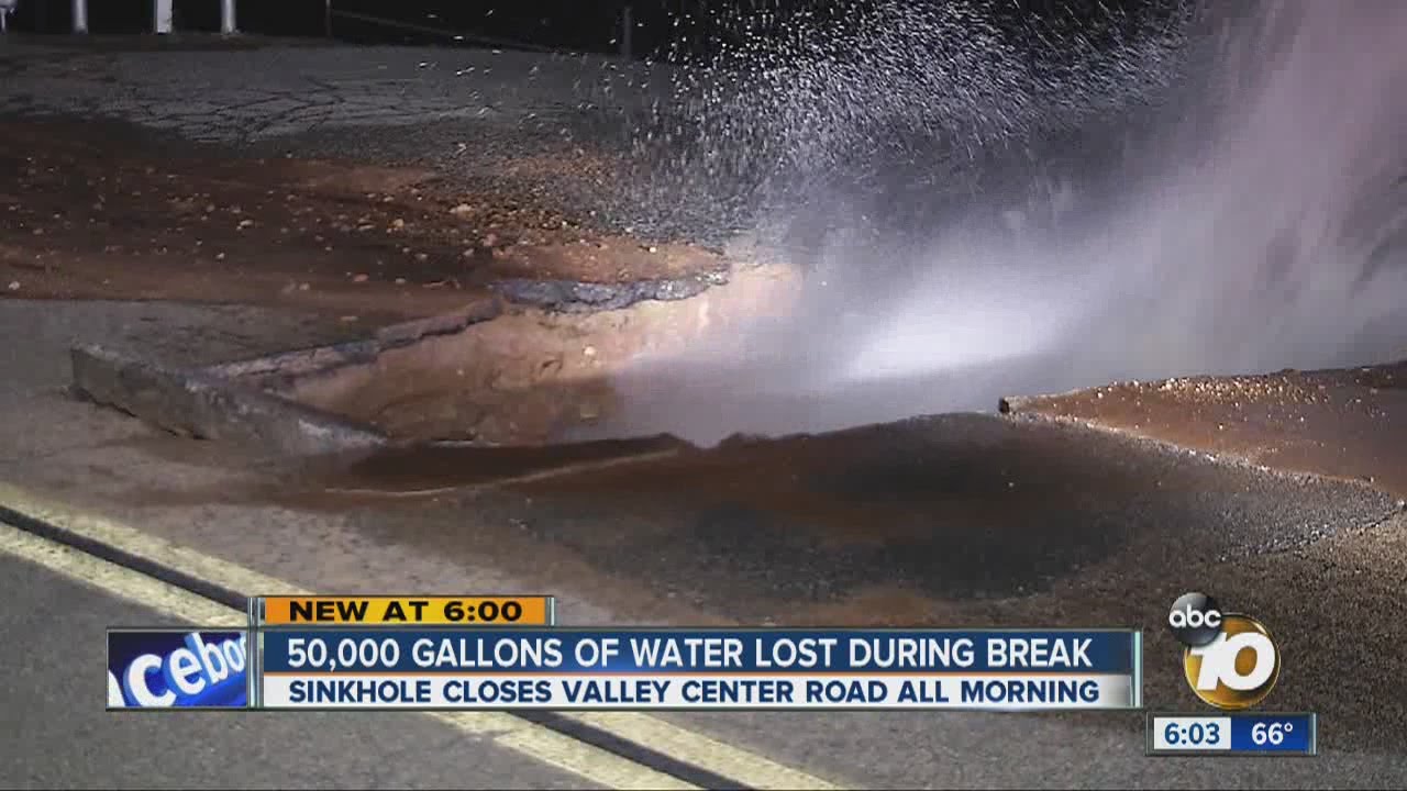 50,000 gallons of water lost during main break - YouTube