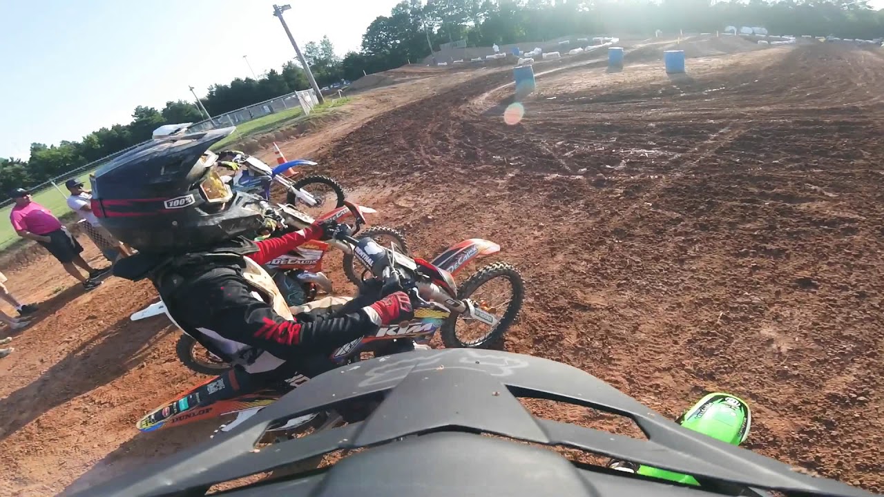 Midway arenacross practice - YouTube