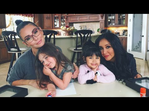 SNOOKI AND JWOWW BEHIND THE SCENES OF MOM'S WITH ATTITUDE - YouTube
