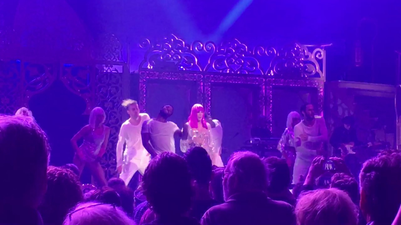 Cher live in Las Vegas at The park Theater. - YouTube
