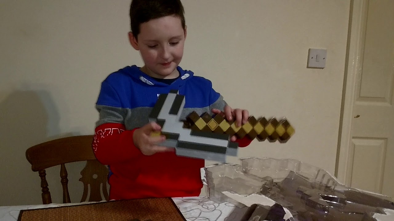 Opening a Minecraft multi tool set - YouTube