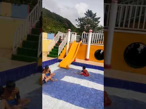 Mandi mandi di kolam ABG(1)
