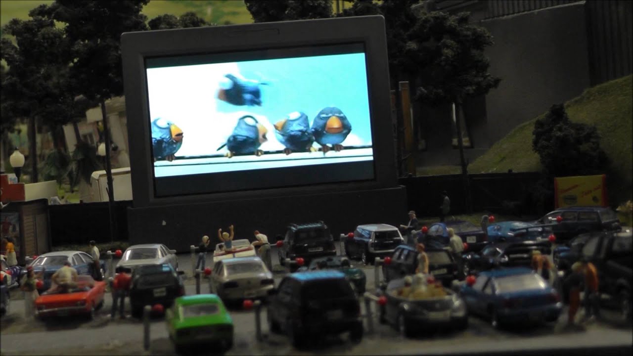 HO scale drive in cinema with funny movie, Miniatur Wunderland Hamburg ...