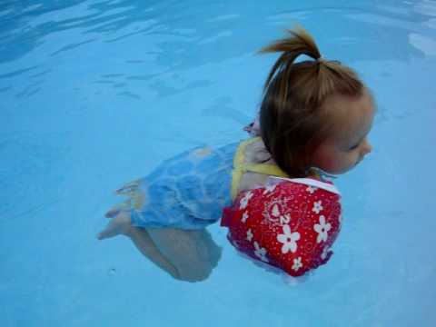 Adalyn swimming with floaties! - YouTube