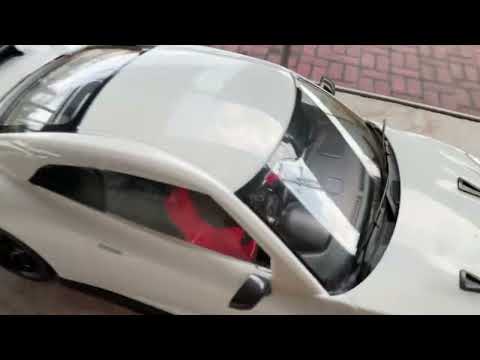 Snap car 1/24 scale pearl white 2017 Nissan GT-R R35 Nismo