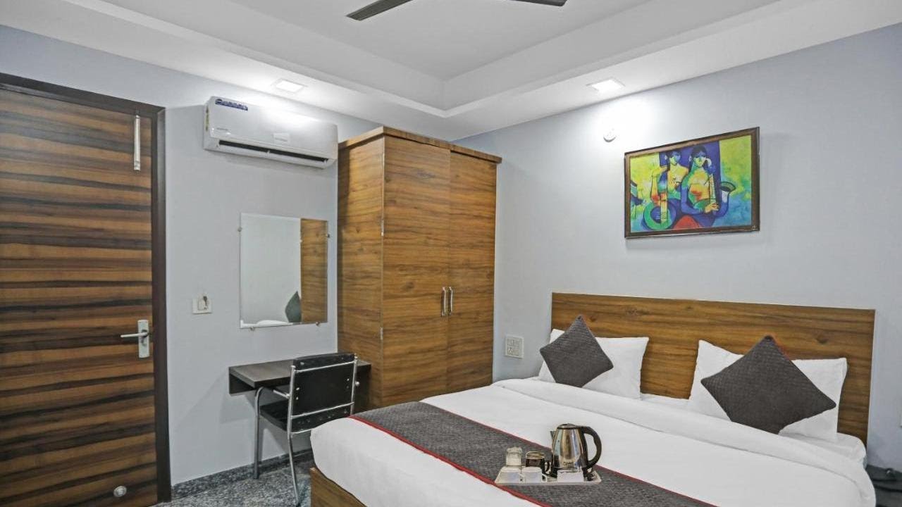 Townhouse 730 Hotel Vip Lifestyle, New Delhi, India - YouTube