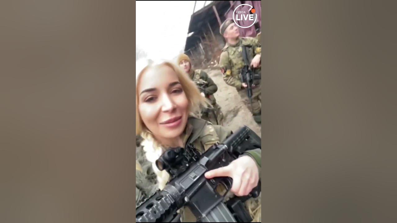 🔥🔥🔥Гарні дівчата в ЗСУ зі зброєю Youtube