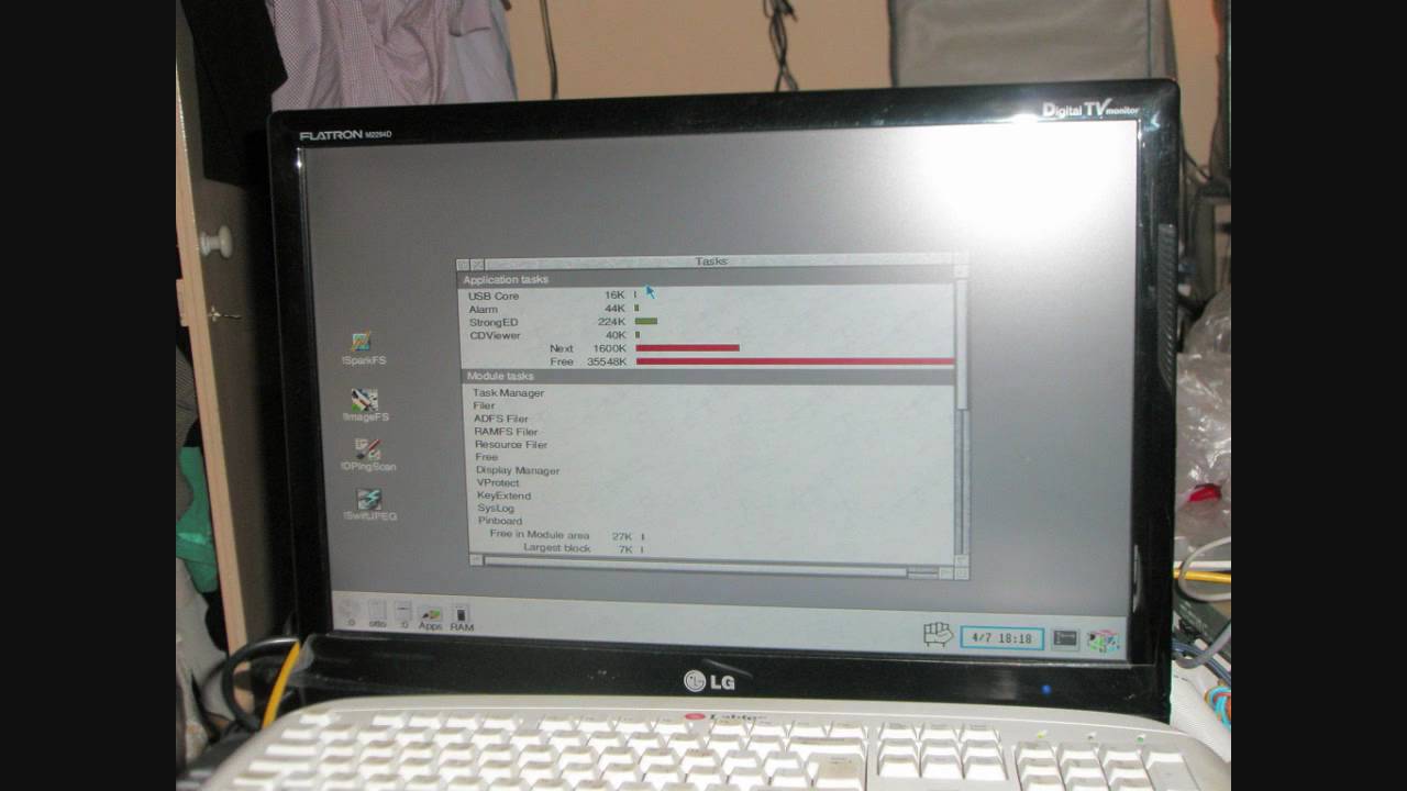 RISC PC 600 AND IYONIX - YouTube