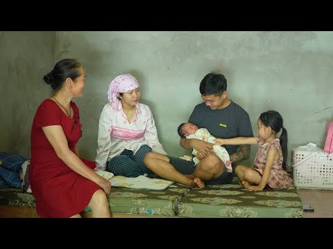 The whole family was overjoyed when Nhien gave birth to a healthy baby.