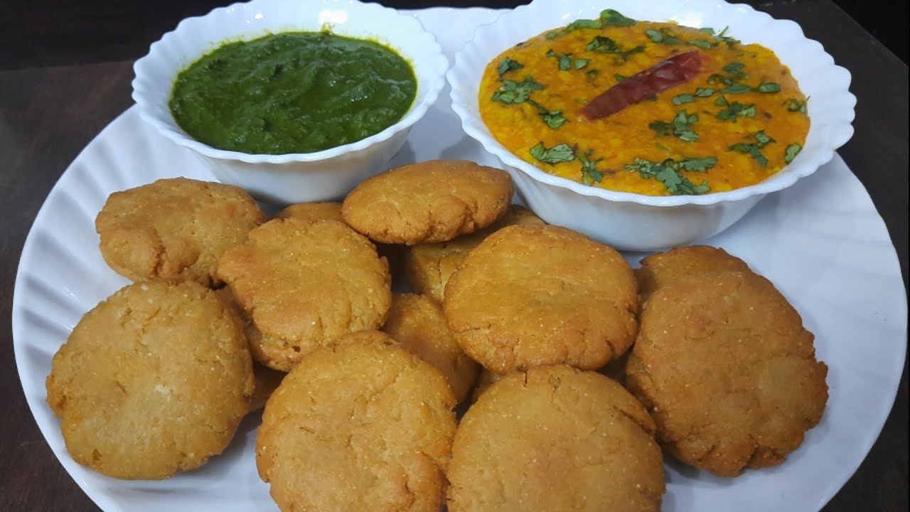 बिना तंदूर के बनाए स्वादिष्ट दाल बाटी | Dal bati recipe | Dal Bati ...