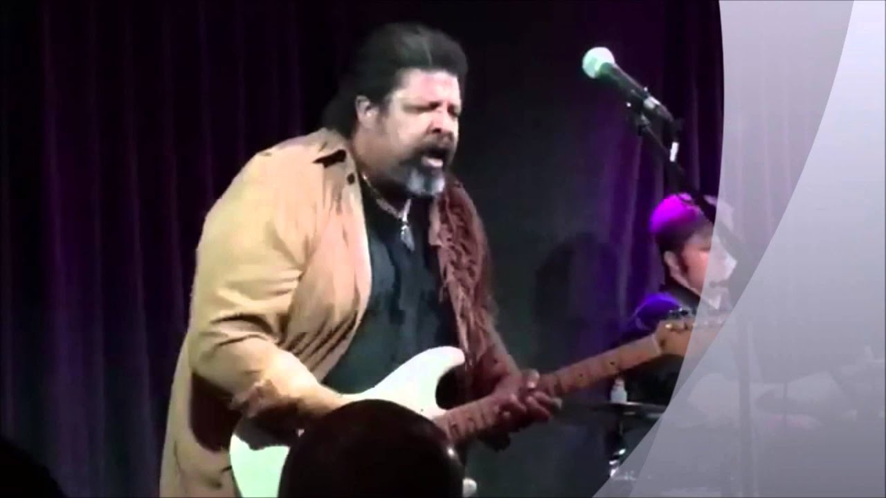 Jimmy D Lane "C Blues Jam"...At Violets Venue - YouTube