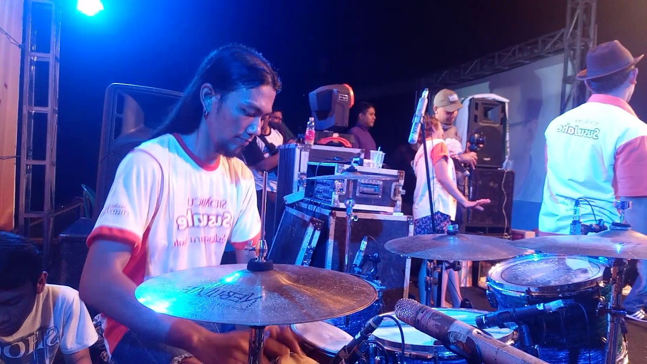 Sunset di tanah anarki Cover kendang EDY WANG Live bojonegoro - YouTube