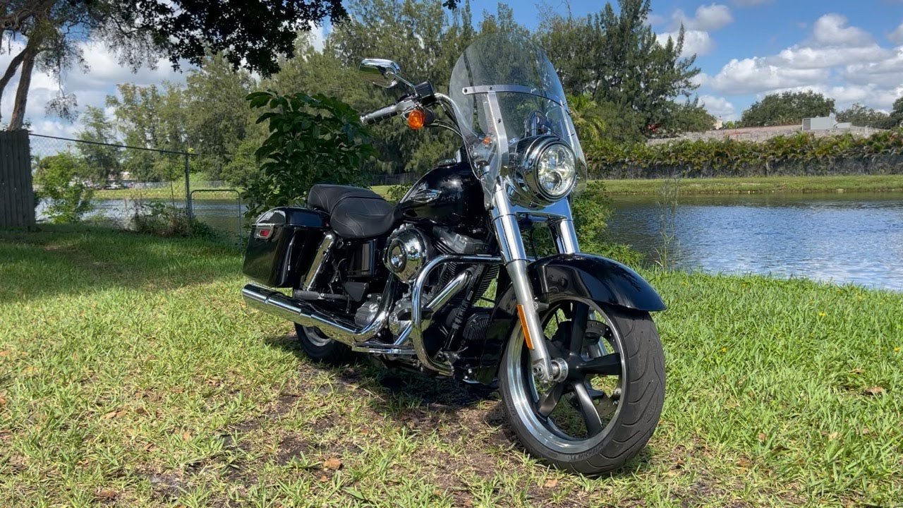 2012 HARLEY-DAVIDSON DYNA SWITCHBACK WALKAROUND VIDEO - YouTube