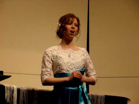Highest Female Voice - Sarah Curlin - singing Le Rossignol et la Rose ...