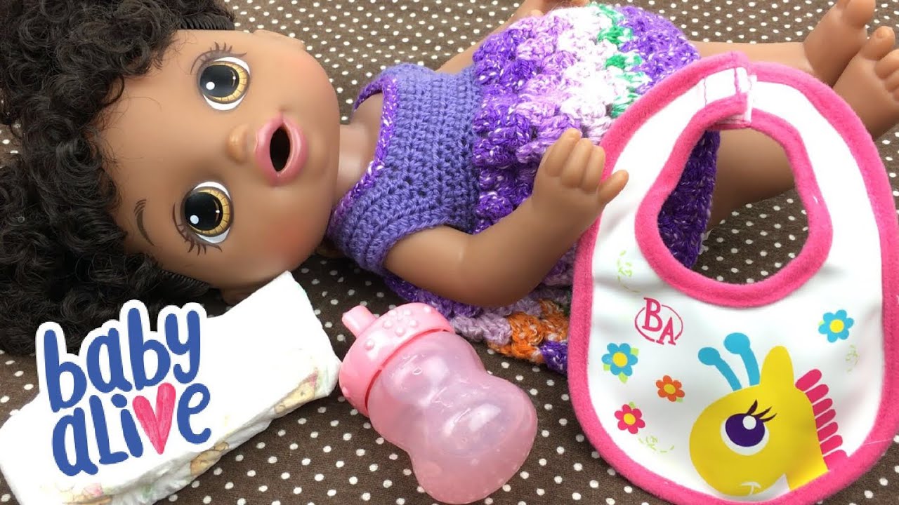 Baby Alive Sweet Spoonfuls Baby Doll Gets a Night Time Bottle and a ...