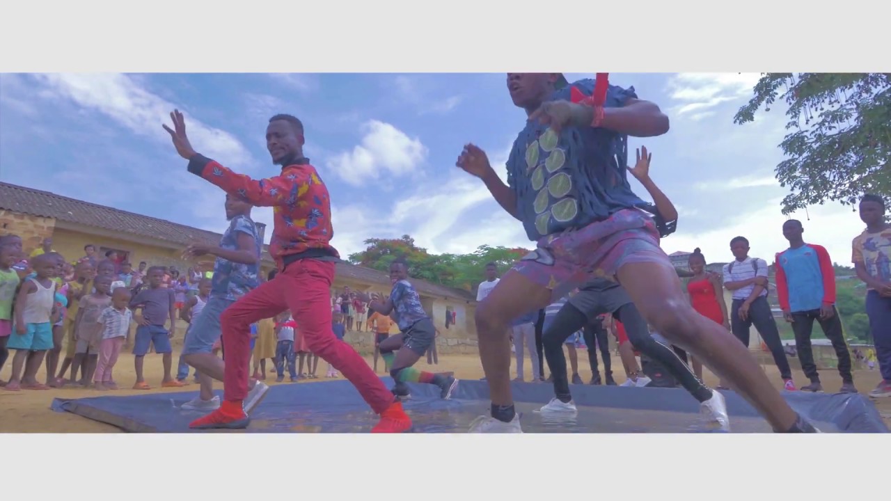 Bayo (Clip Officiel) - YouTube