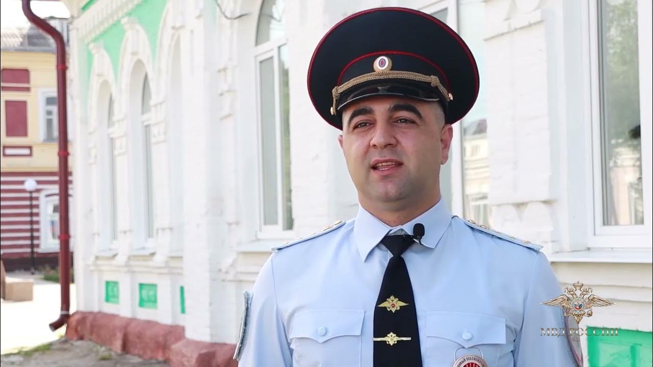 Брянский полицейский вынес мужчину с пожара - как в стихе Маршака ...