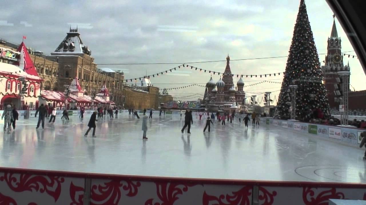 Ice Skating on the Red Square in Moscow - YouTube