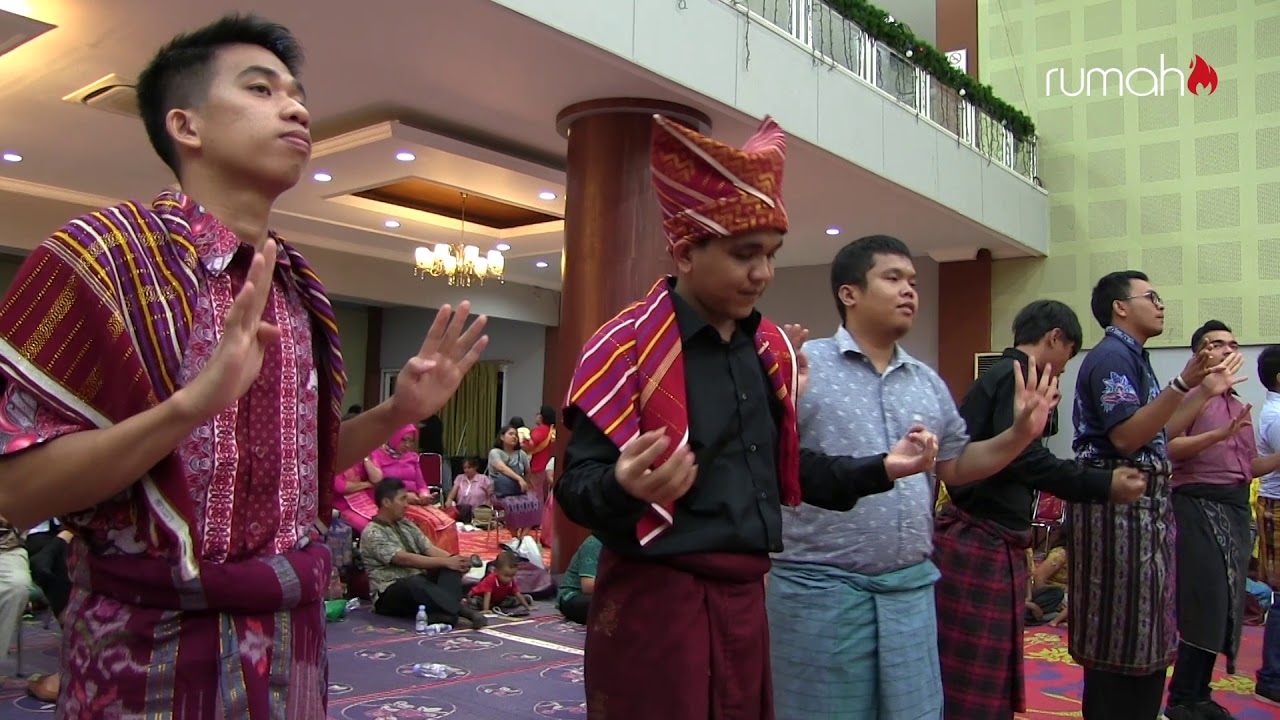 Gendang Merga Ginting ras Impalna - Kerja Tahun Bogor 2018 - YouTube