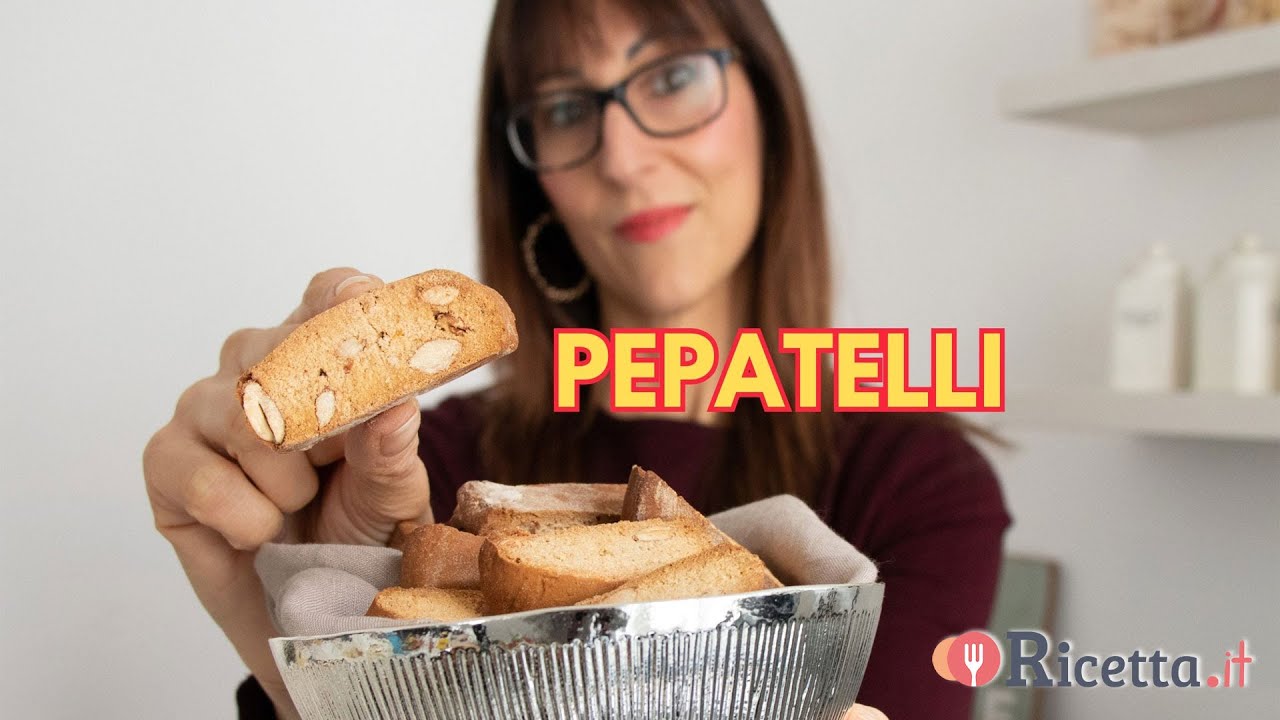 Pepatelli, biscotti tipo cantucci natalizi - Ricetta.it - YouTube