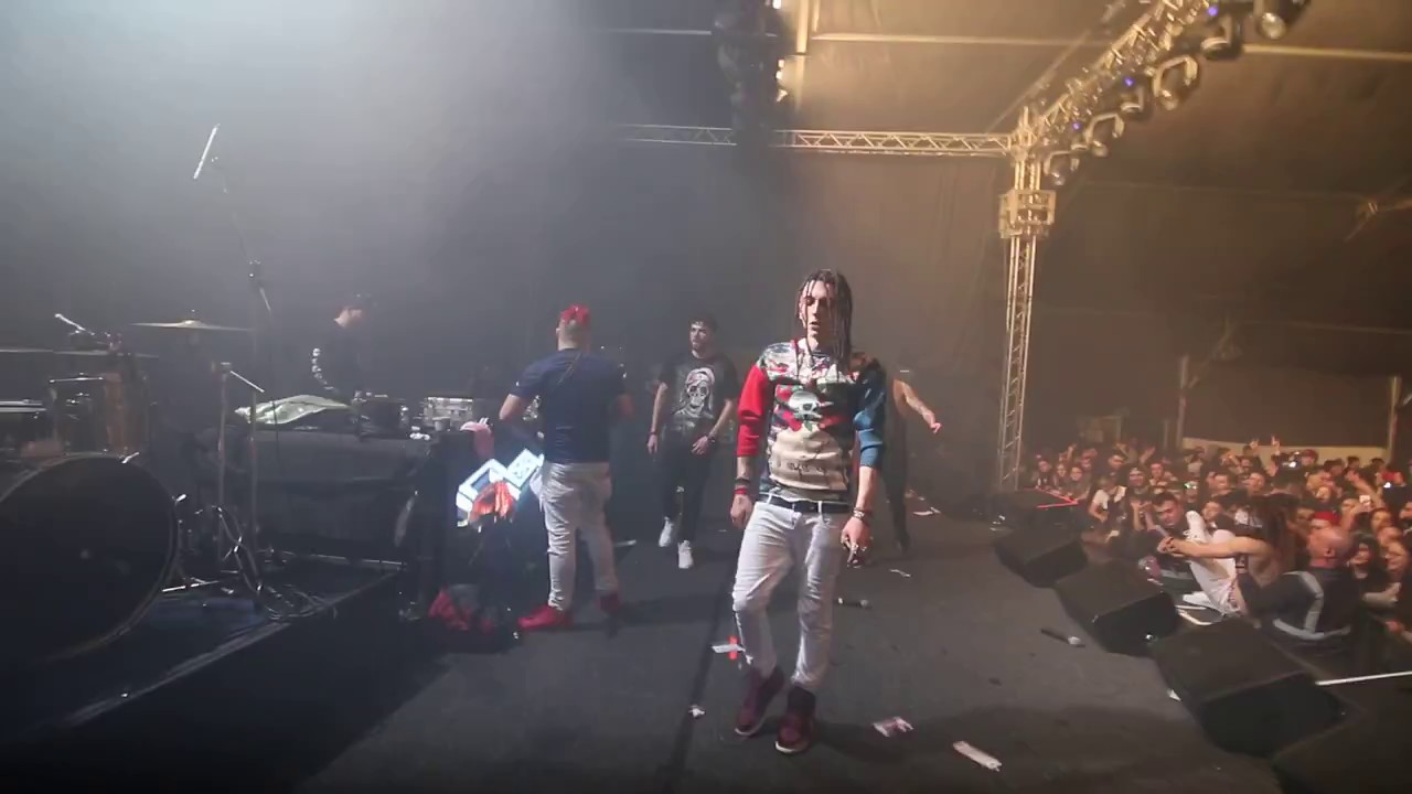 Satra BENZ vs HVNDS - Satra se intoarce @ Arenele Romane - YouTube