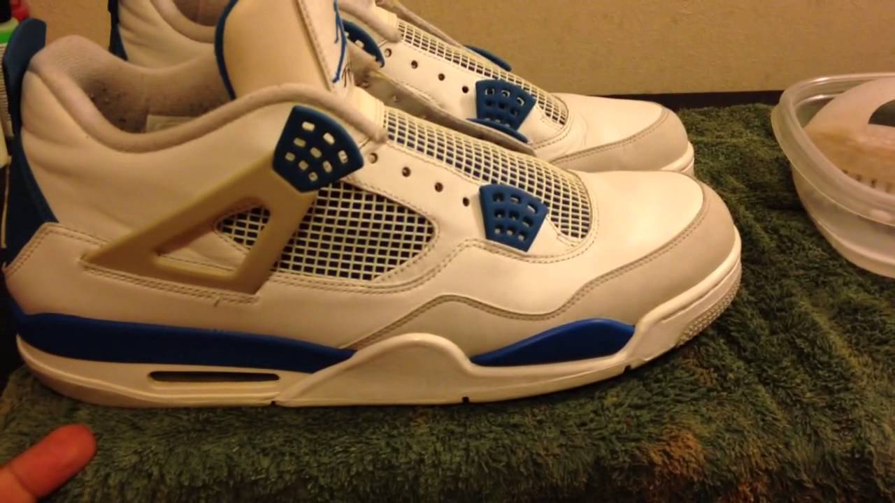 Cleaning Jordan 4 - YouTube