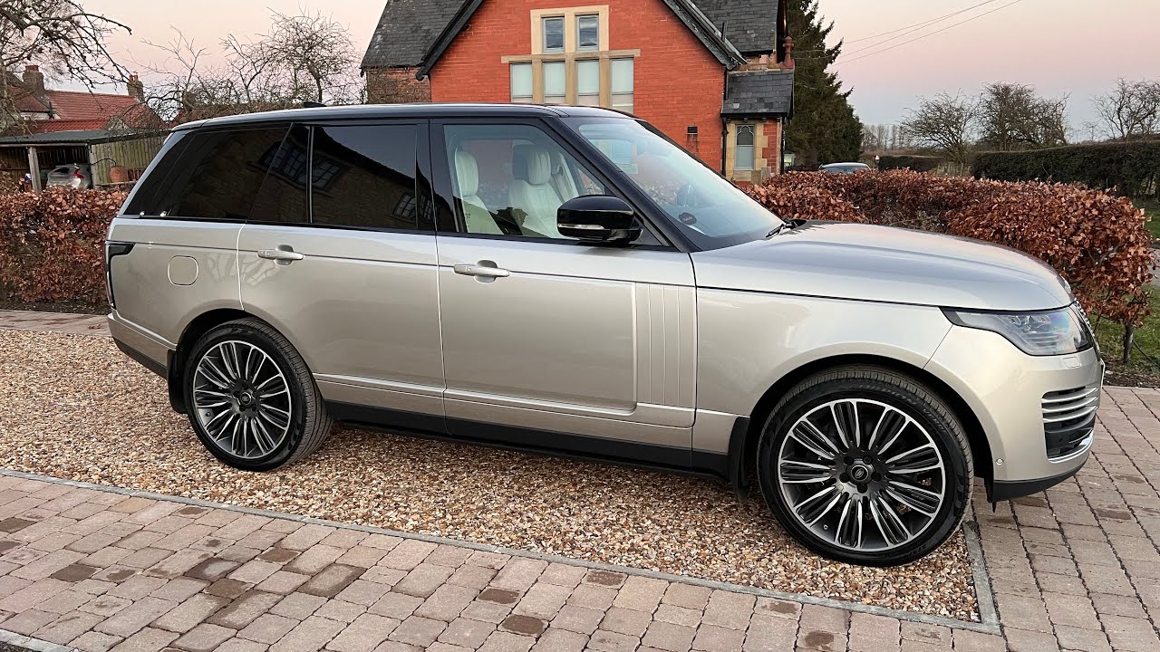 Install a Dash cam in a Range Rover Vogue L405 (easy way) - YouTube