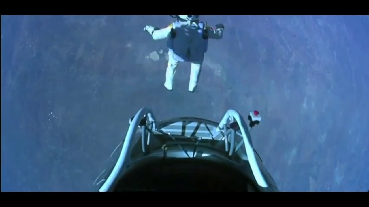 Man Freefalls from Space 2012 FULL (WORLD RECORD) HD - YouTube