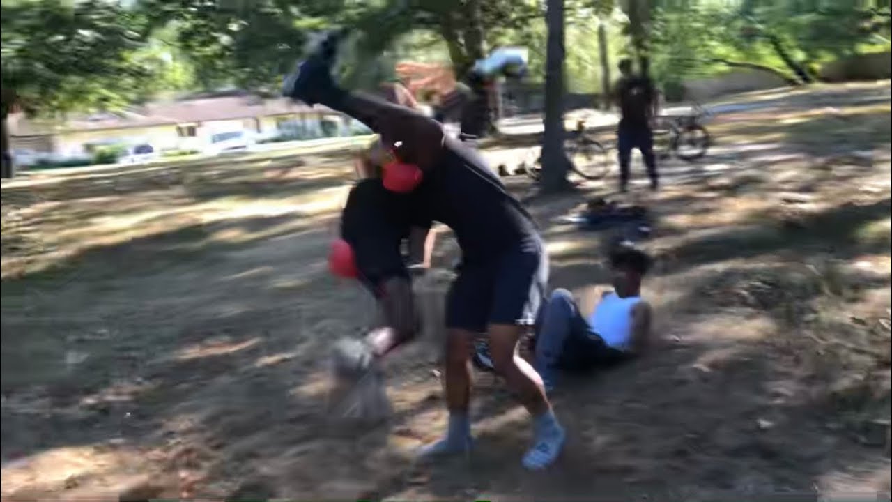 3 on 5 grass fight - YouTube