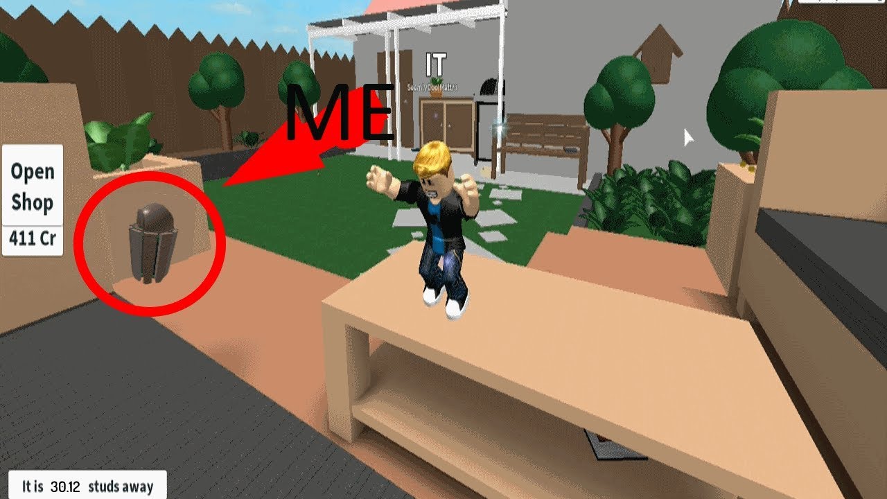 I Hid In a TRASH CAN |Roblox HideNSeek - YouTube