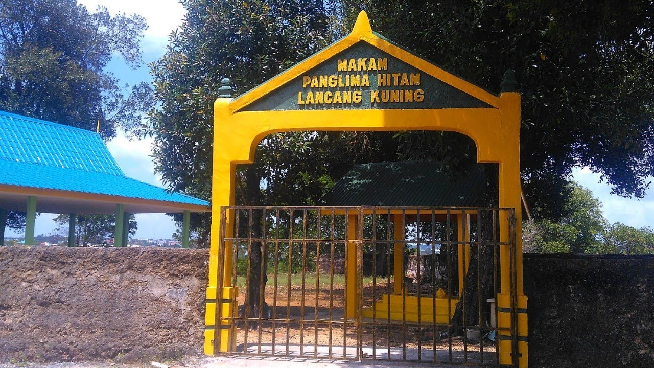 Penarikan Di Makam Panglima Hitam (Panglima lancang Kuning) - YouTube