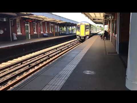 SE Class 375 Passing Purley - Class 375 BML Diversions - YouTube