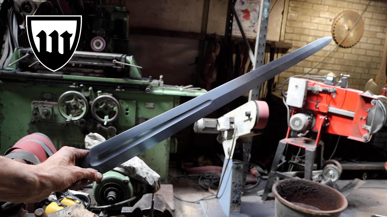 Forging a arming sword, part 1, forging the blade. - YouTube