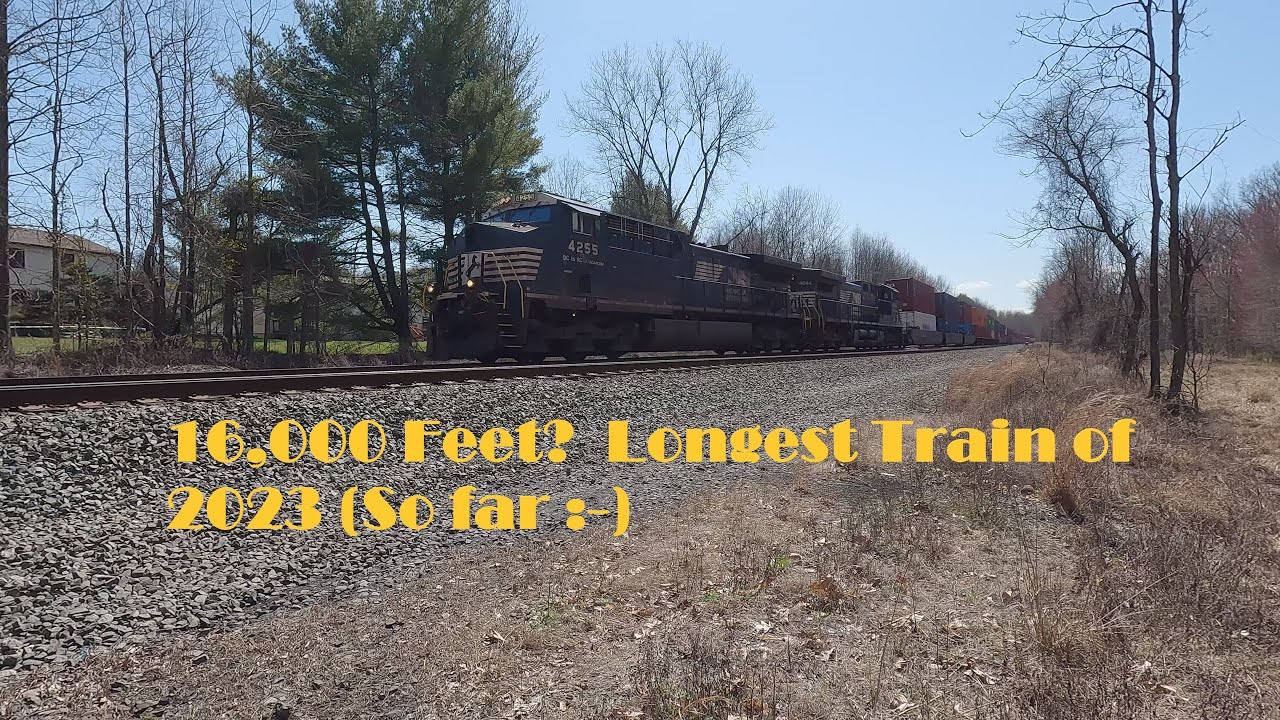 [4K] Norfolk Southern 16,000 Feet Train? Train 268 with 212 Intermodal ...