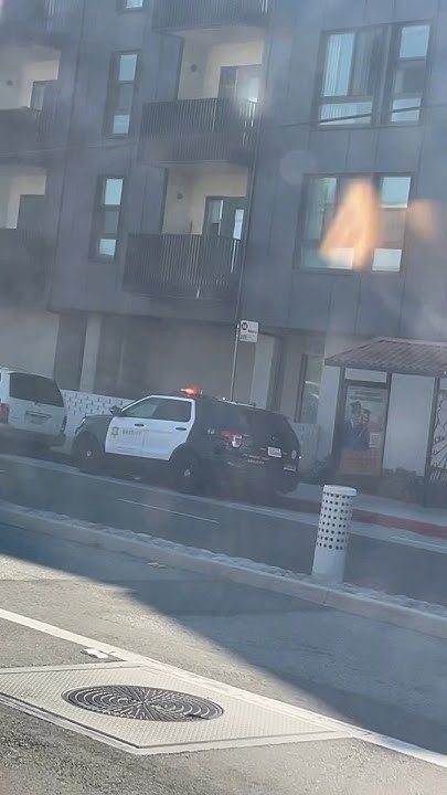 LASD Transit Ford Explorer Code 3 Light Demonstration - YouTube