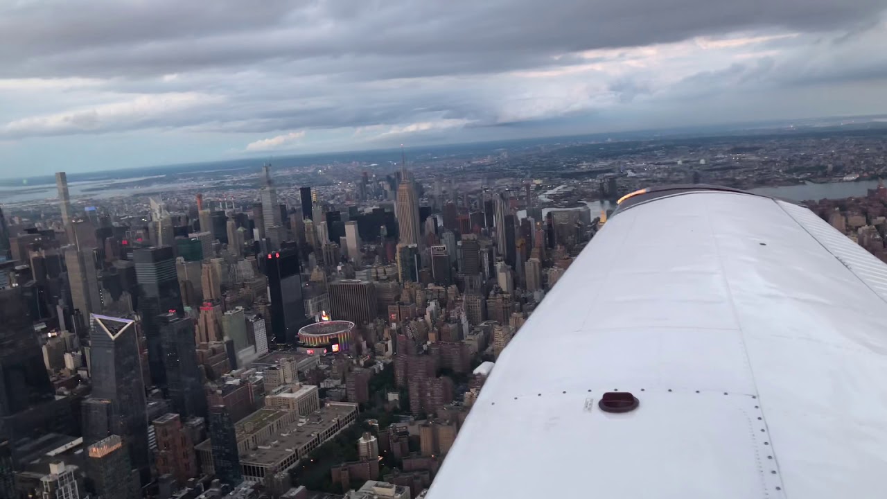 Flyover of New York City - YouTube