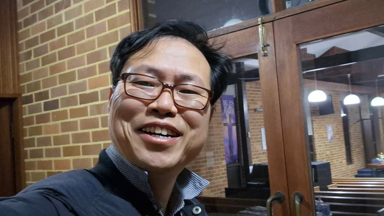 David Um|Invitation to Sunday Service - YouTube