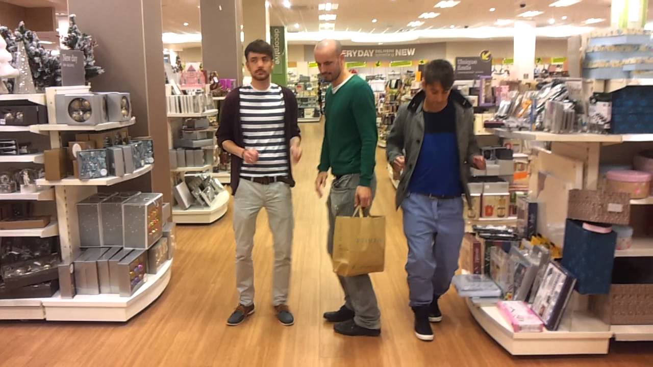 Gregg Cameron Random TK MAXX Dance Off - YouTube