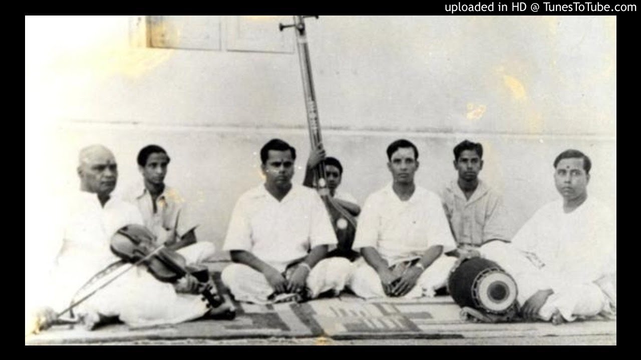 Alathoor Brothers-Tulasi Bilva-KedaraGowla-Adi-Thyagaraja - YouTube