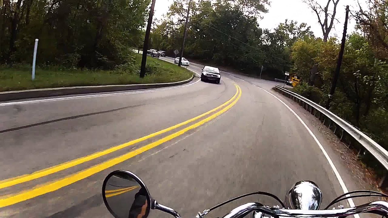 motorcycle - left turn idiot cager in a curve - YouTube