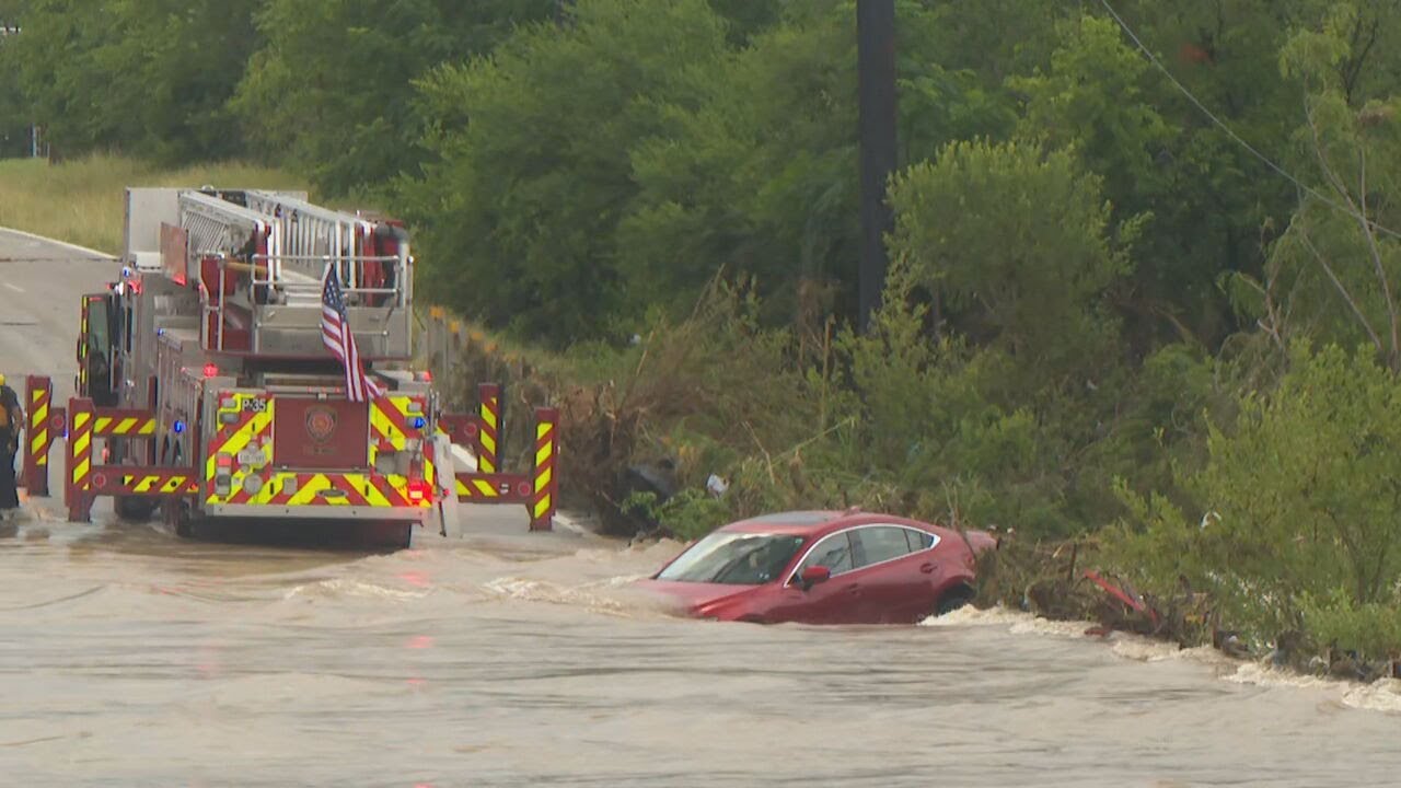 WATCH IT LIVE: West Side High Water Rescue - YouTube