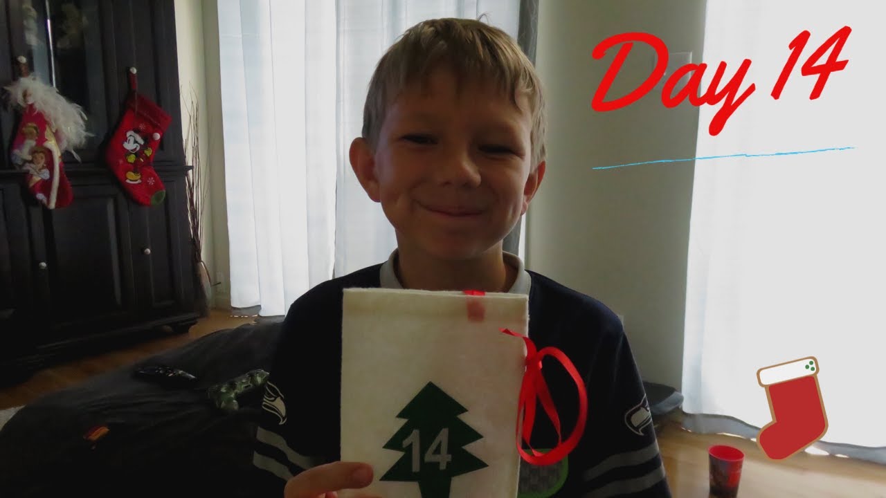 Opening up Day 14: Christmas Countdown 2019 - YouTube