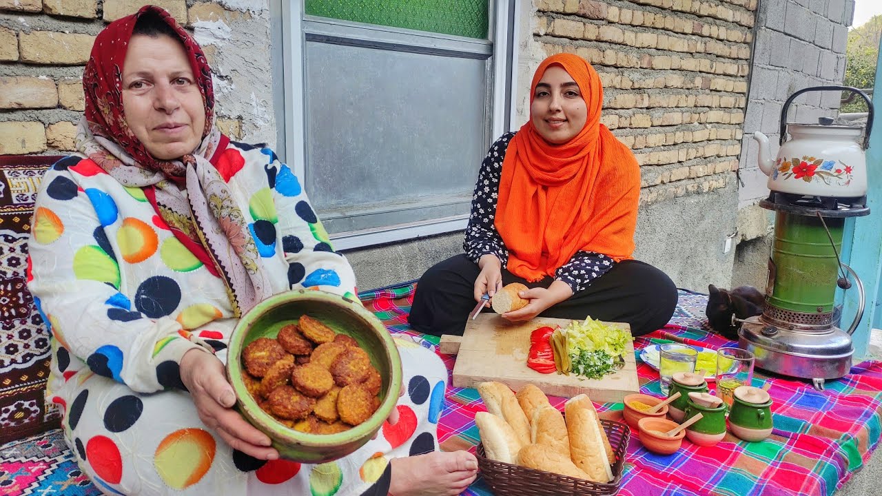 Mix of Two FAMOUS vegetarian dishes that you must try | country food ...