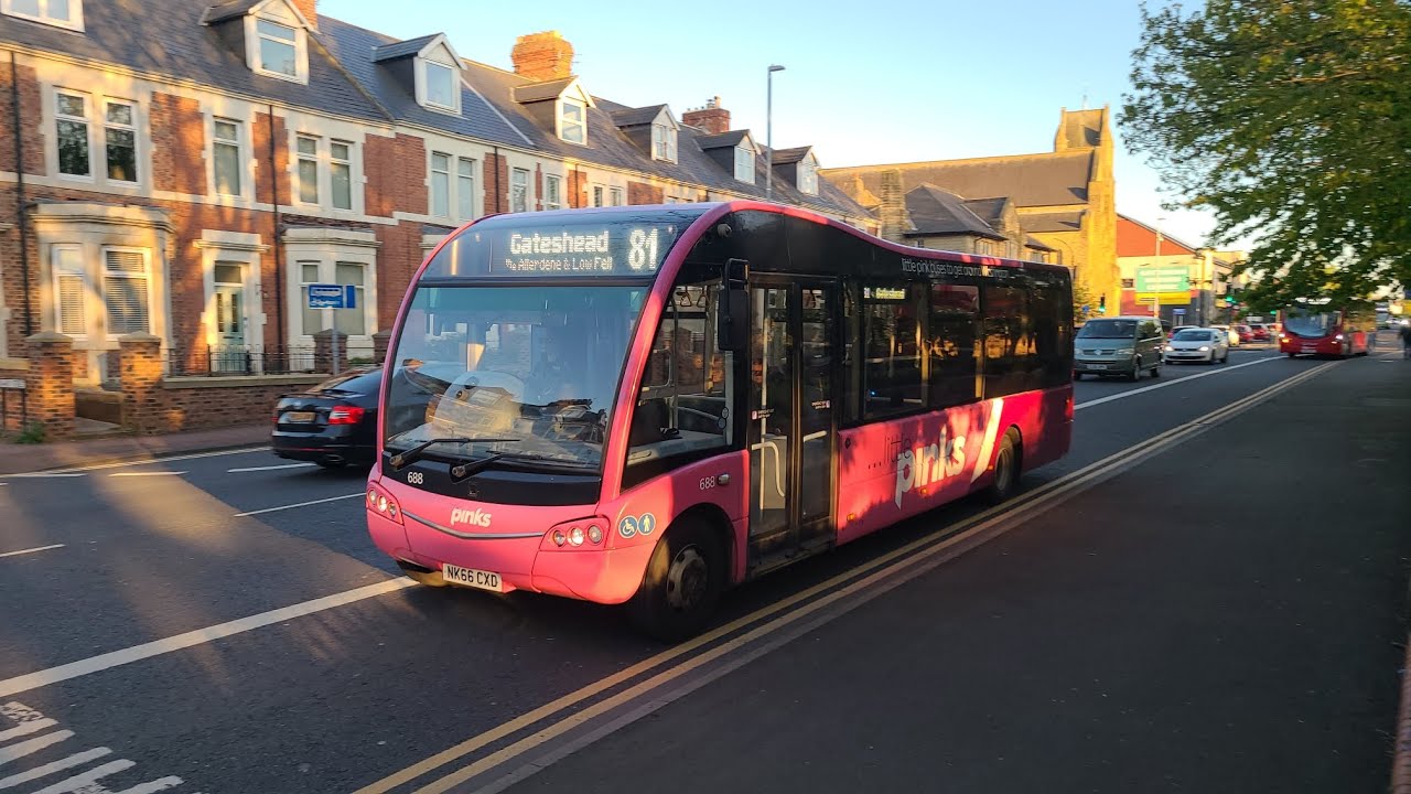 3 GNE Buses, 1 video! 688 - NK66 CXD on the 81, 5465 - NK17 GHV on 28B ...